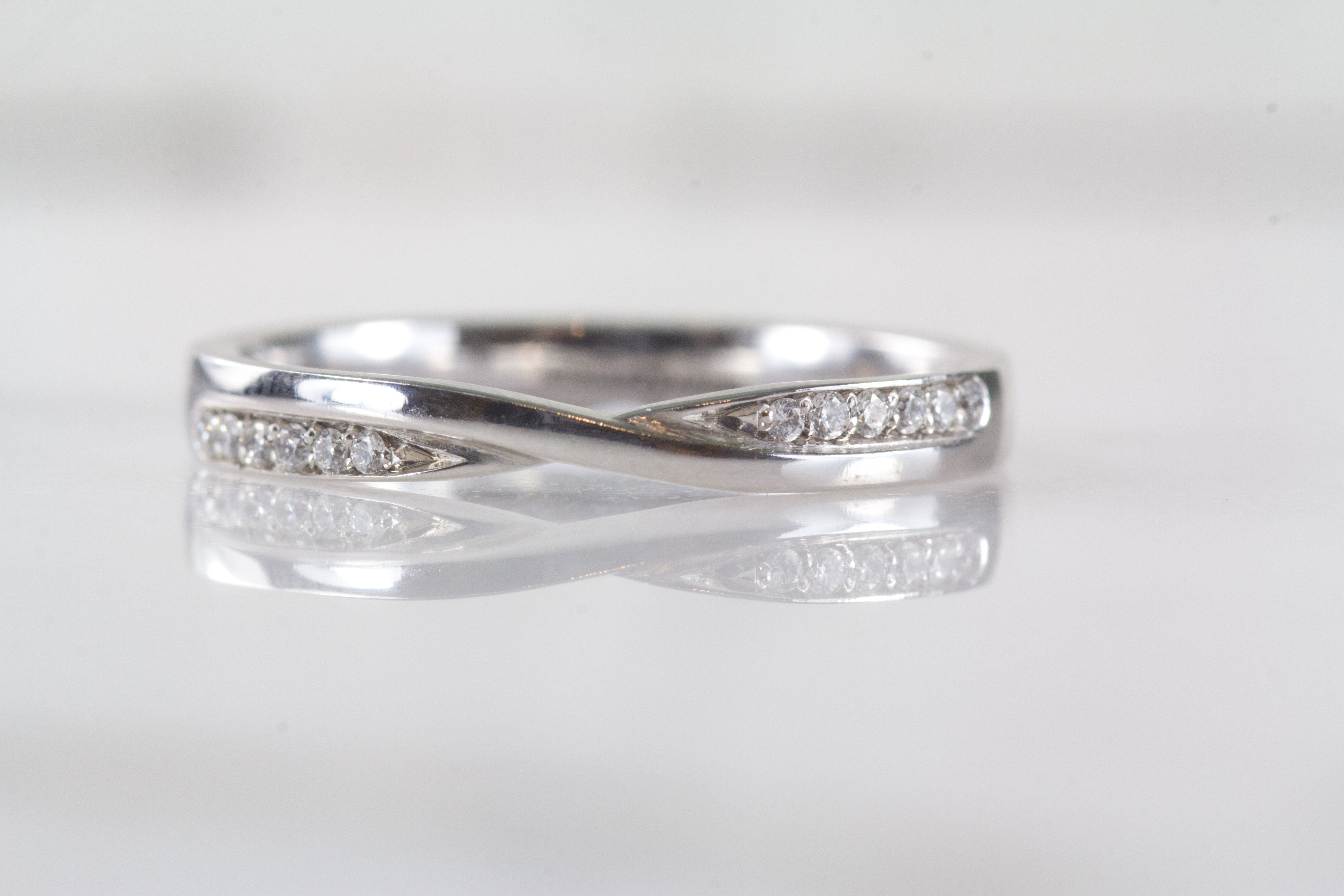 Diane wedding band – Walter Bourke Jewellers